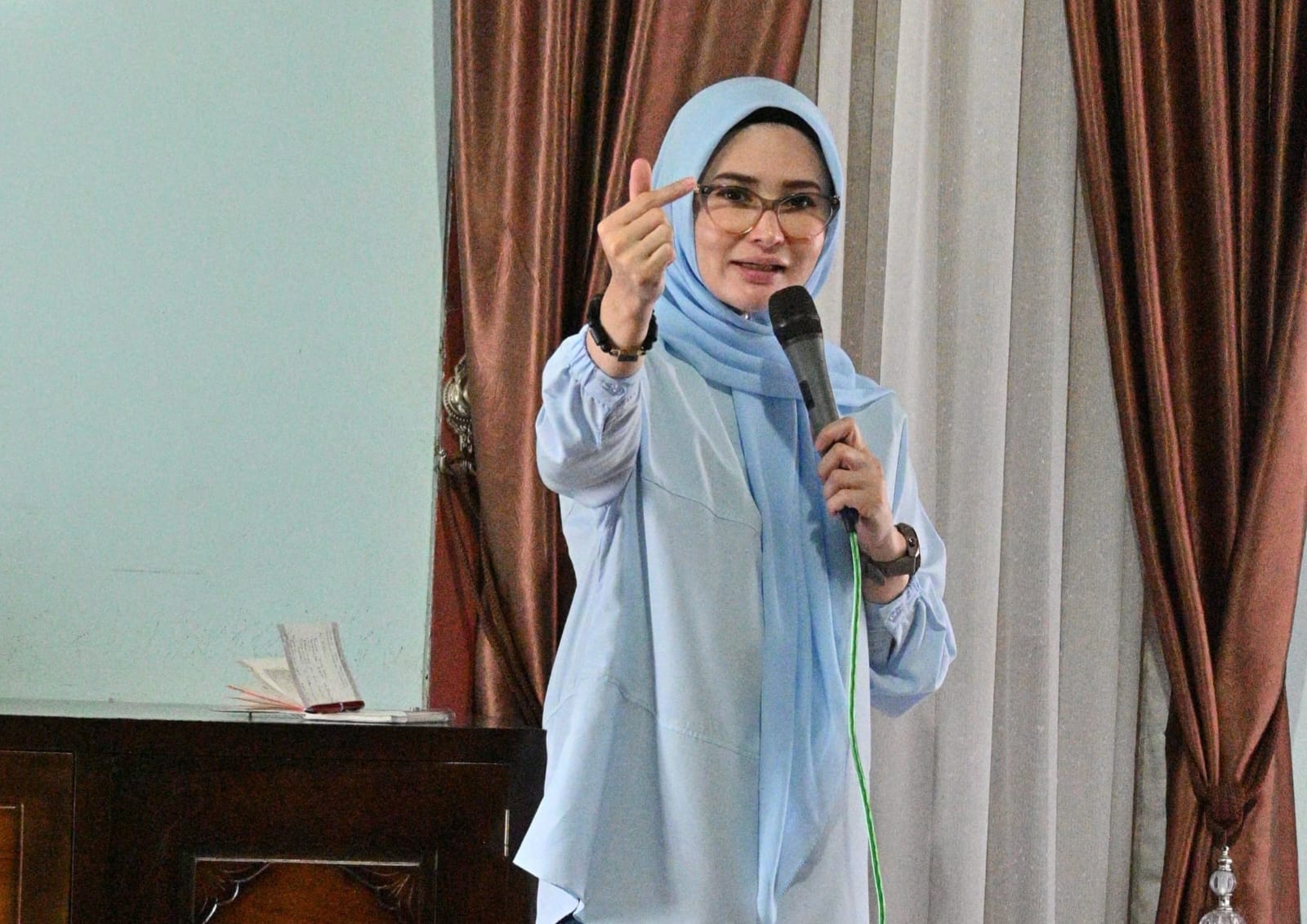 Simak Biografi Nanda Indira Calon Bupati Pesawaran – sundalanews.com