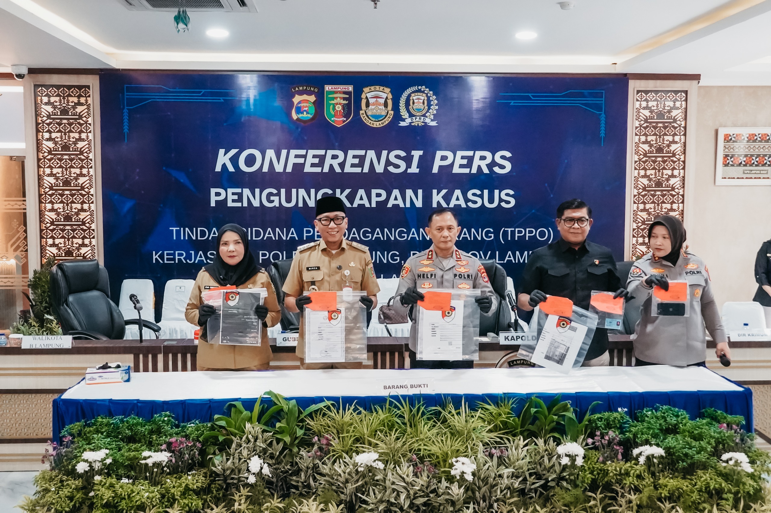Walikota Eva Dwiana Hadiri Konferensi Pers Kasus TPPO – sundalanews.com
